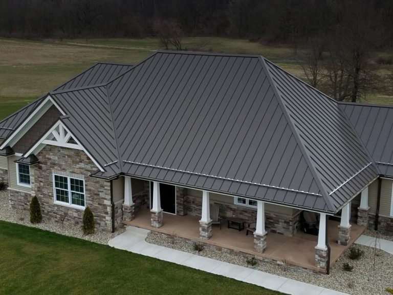 Crinkle Metal Roofs vs Smooth: Pros and Cons