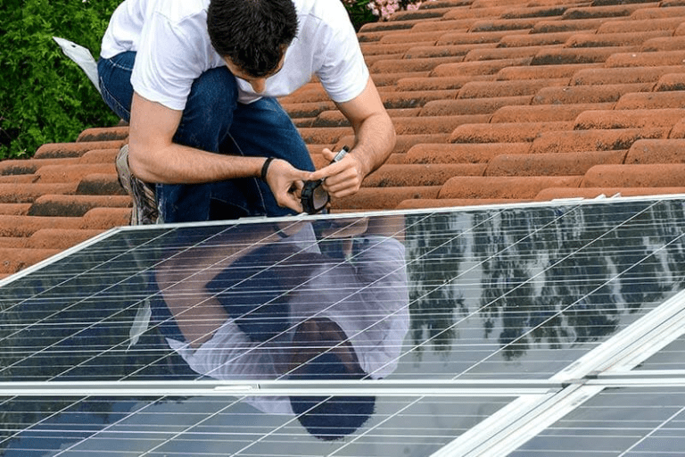 How To Remove Solar Panels To Replace Roof: A Complete Guide to Safe ...