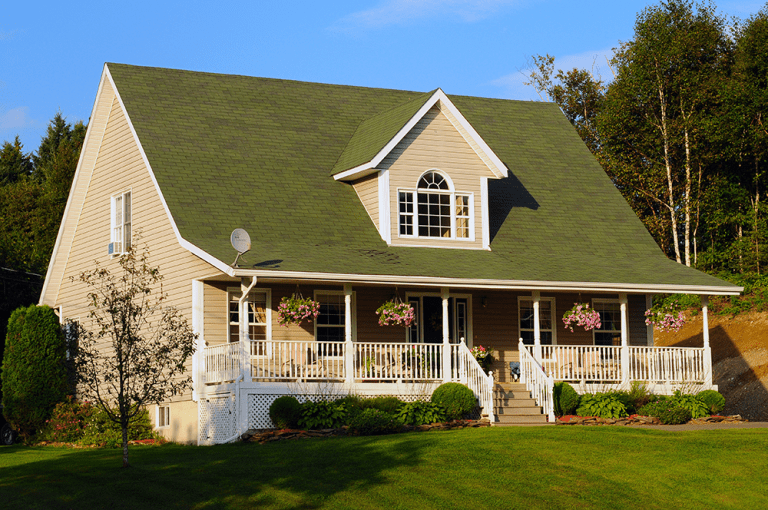 What Color Roof Will Look Best With A Green House